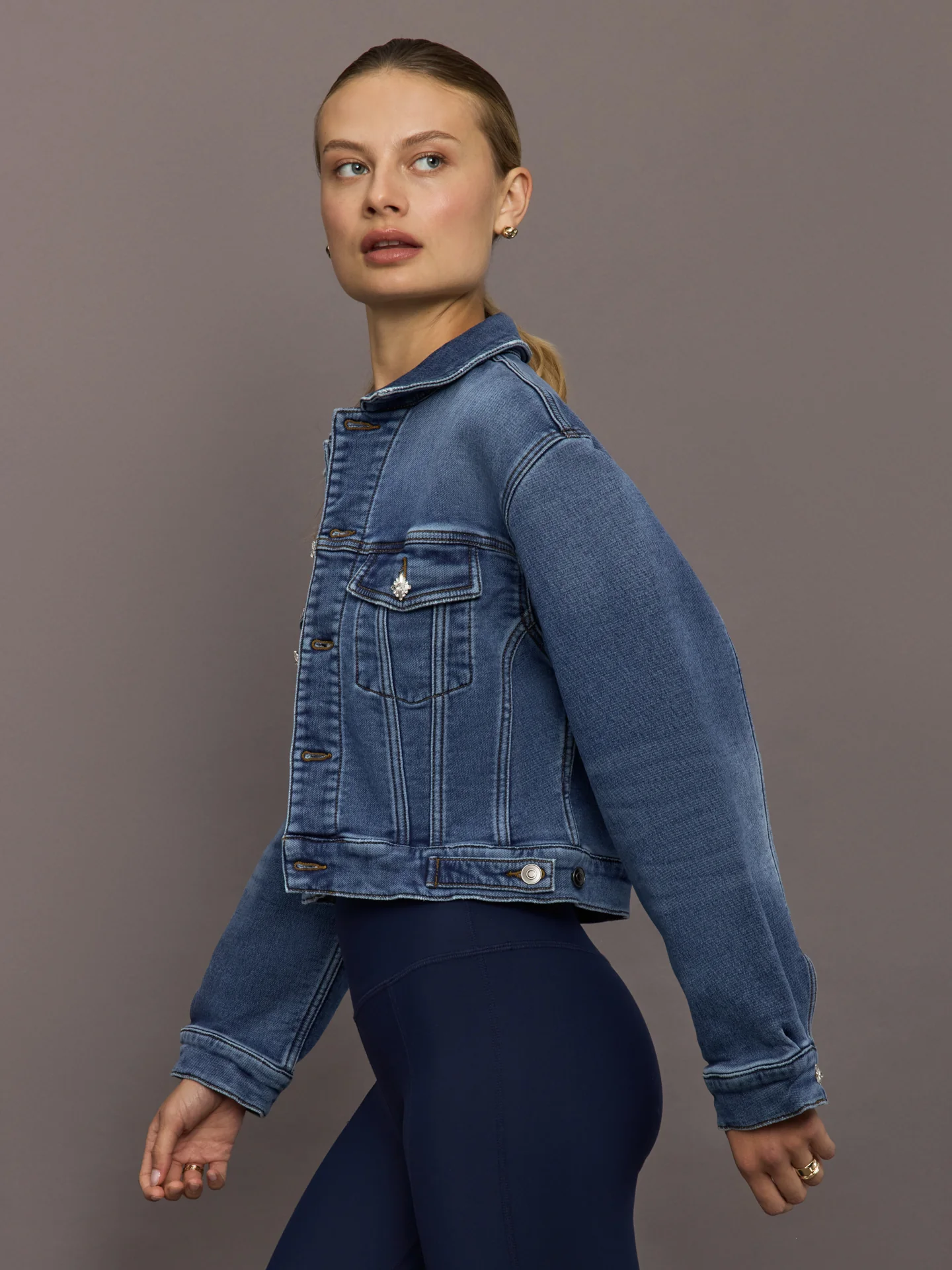 Jeweled Cropped Denim Jacket – Dark Wash – crobn
